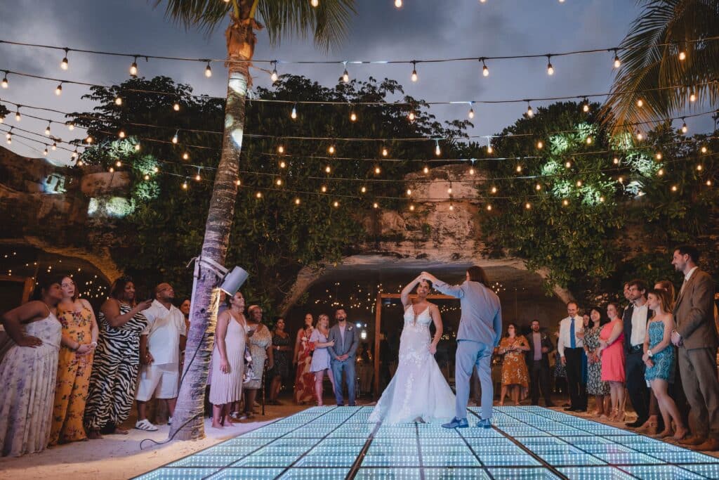 The Ultimate Hotel Xcaret Wedding Guide [2023 & 2024] | Yellow Umbrella ...